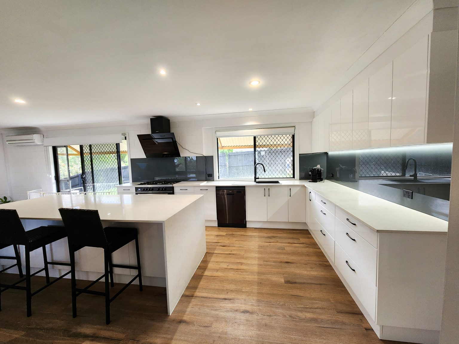 Queensland Wholesale Kitchens – https://queenslandwholesalekitchens.com/